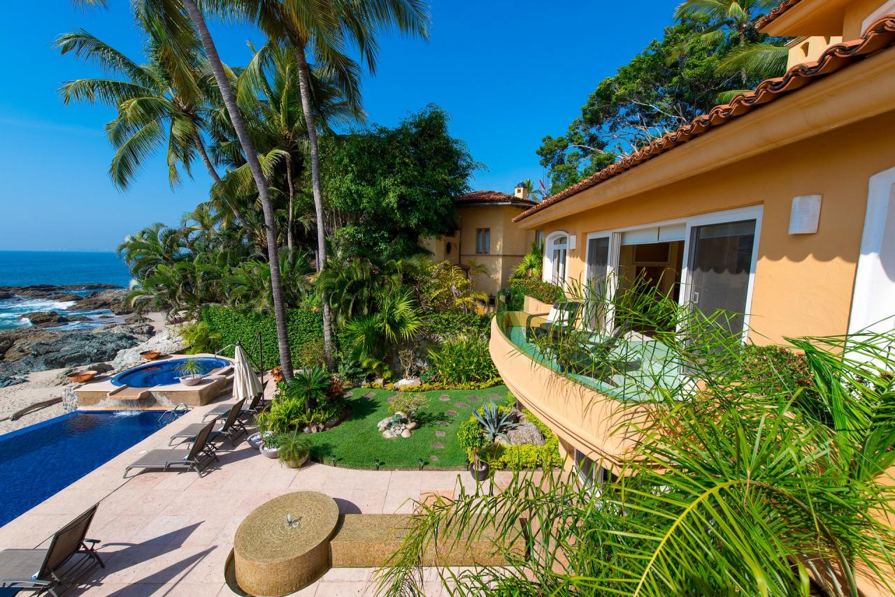 Casa Caleta Puerto Vallarta | Villa Luxe